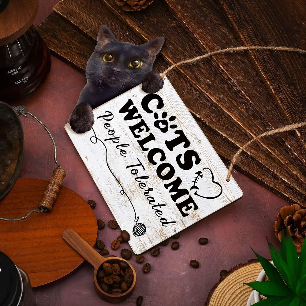 Whimsical Black Cat Welcome Sign - CatGlamour.com