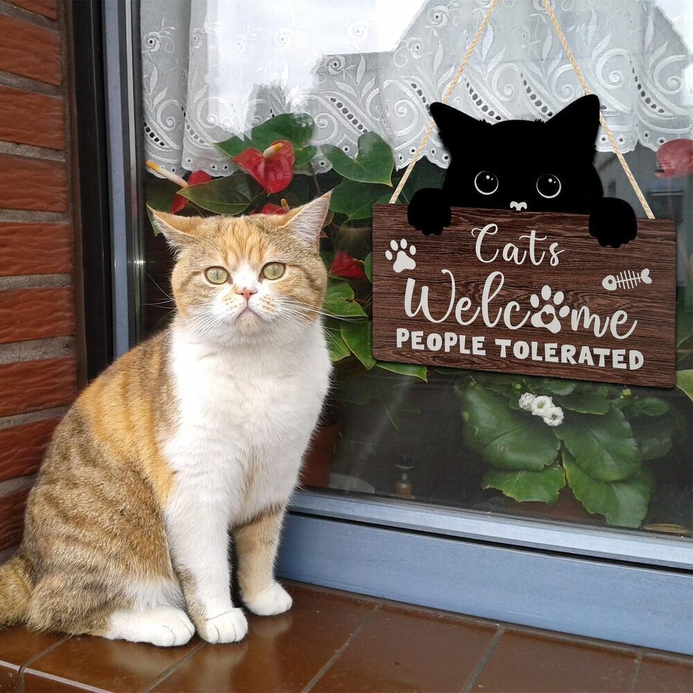 Whimsical Black Cat Welcome Sign - CatGlamour.com